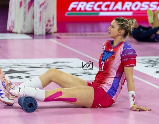 Magdalena Stysiak: Rising Star of Volleyball - SportsXm